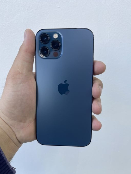 12 pro sotiladi ideal kelishtirib qberaman