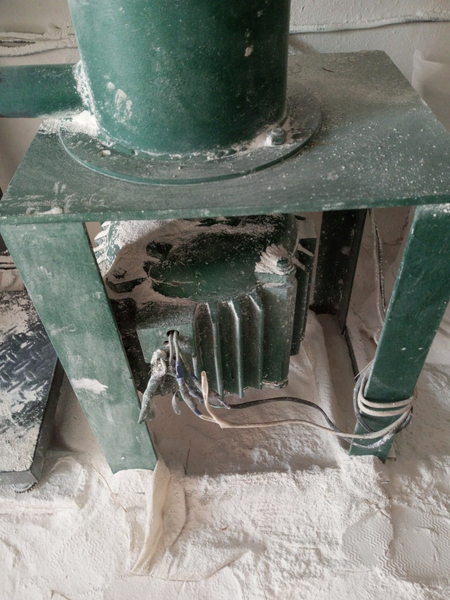 Roʻdbin chiqarish uchun moslashgan uskuna bir zaprafkada 720kg ch