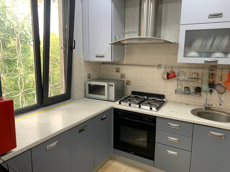 3-комнатная кв., 65м², кирпичный дом, м. БИЙ,Рядом Буз базар.Срочно!