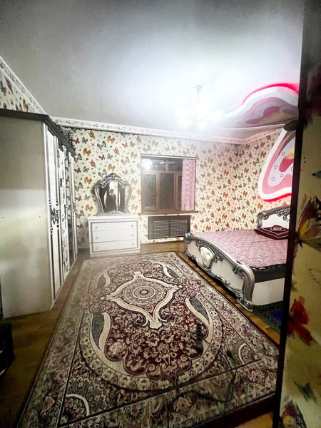 Сдаю 9 комнатнаю дом в сергели, машина базар! Ариентир мост сергели!