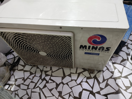 Продам внешний блок кондиционера 9 btu .
