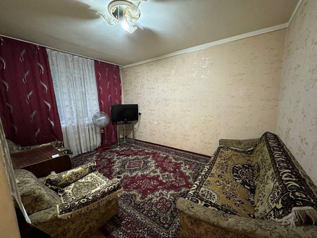 3 ta qiz olaman Farhod bozoriga yaqin.
