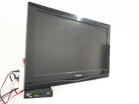 Телевизор SAMSUNG 32\\\