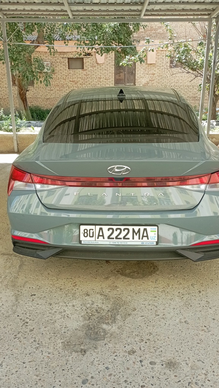 Hyundai Elantra 2021г
