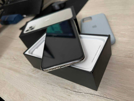 iphone 11 pro в отличном состоянии