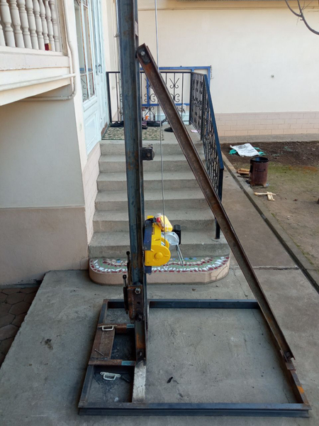 Buravoy aparat sotiladi.