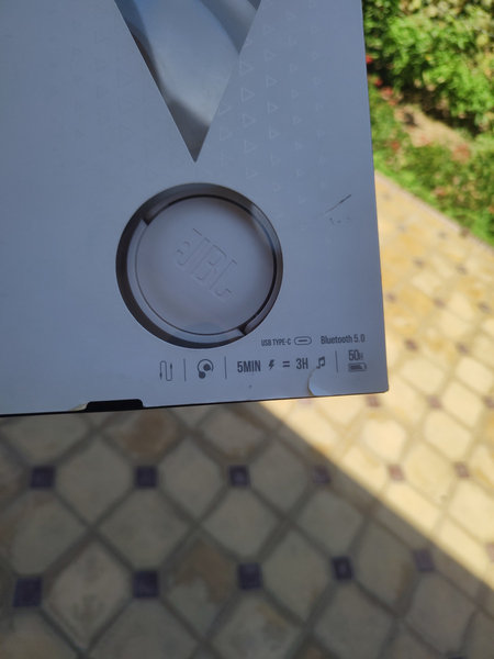 Assalom alekum Original JBL naushnik sotiladi