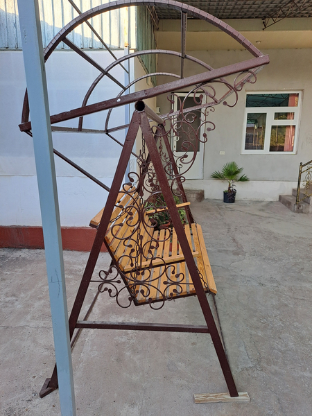 Качели скамейкали домашний