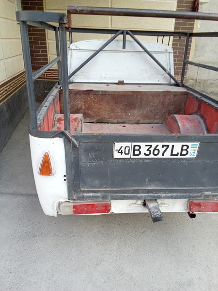 Moskivich.    412