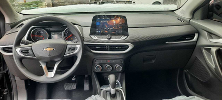 Chevrolet tracker-2