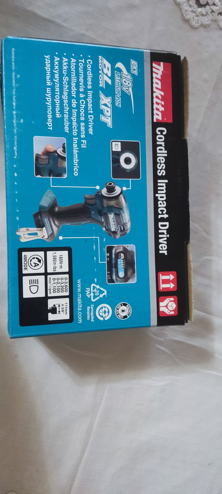 Прадается Makita DTD173z модель новая производитель япония я