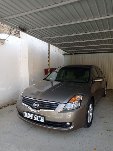 Nissan Altima (япошка)