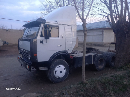 Камаз тегач сотилади