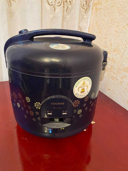 Рисоварка Cockoo корейская б.у.