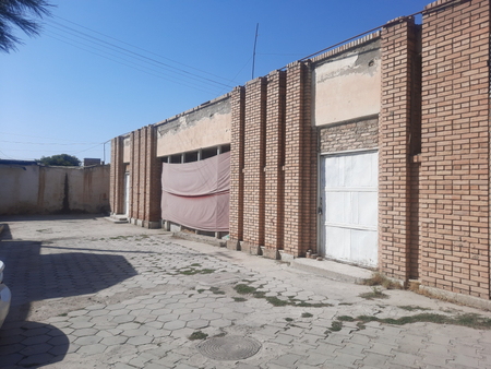 Продается бивший мебелний магазин