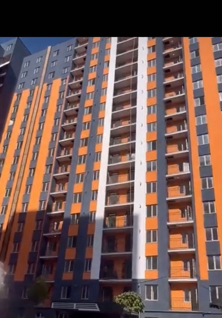 Срочно продаётся 1 комнатная квартира на Сергели Спутник 16а Хушнуд