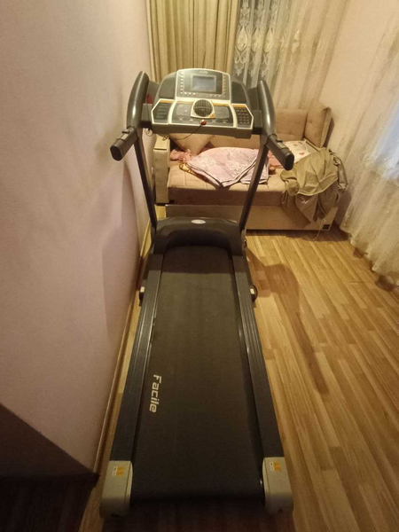 Беговая дорожка FACILE