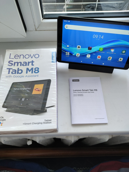 Планшет Lenovo Smart Tab M8