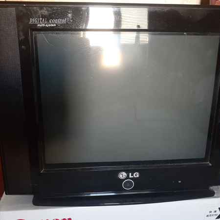 Продам телевизор LG