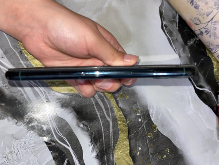 продаю IPhone 11 Pro