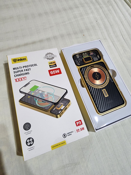 Power bank от компании inkax с беспроводной зарядкой