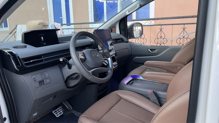 Hyundai Staria 2022
