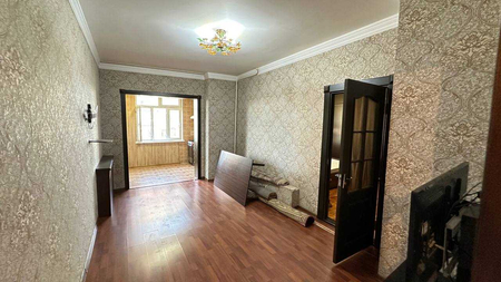 СРОЧНО продаётся 4 х комнатная квартира