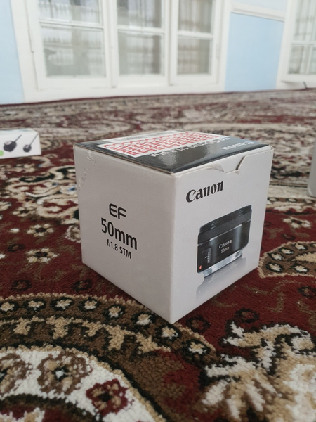 Canon 6D mark 2 sotiladi + 2ta obyektiv bilan