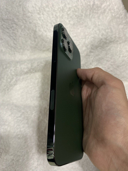 Iphone 13 pro yashil