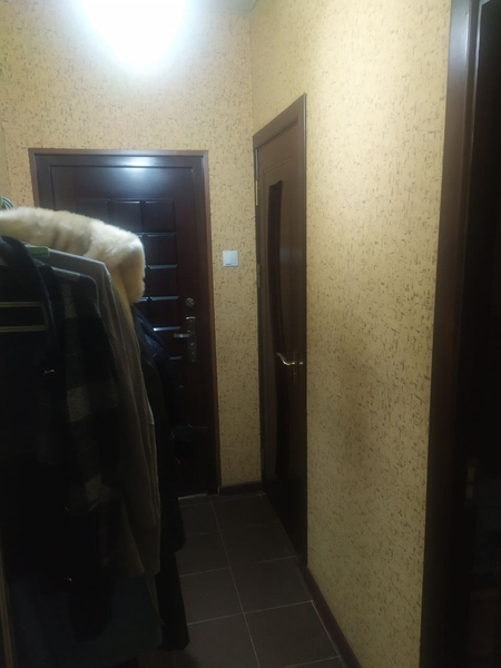 Продается своя 2-х комнатная квартира