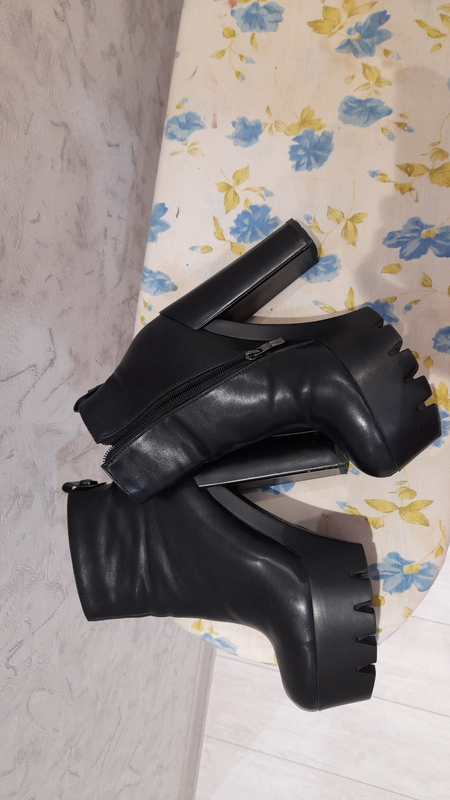 Oyoq kiyim 39 razmer 100minga bervoraman