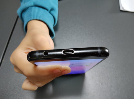 Samsung Galaxy A8 2018    32gb