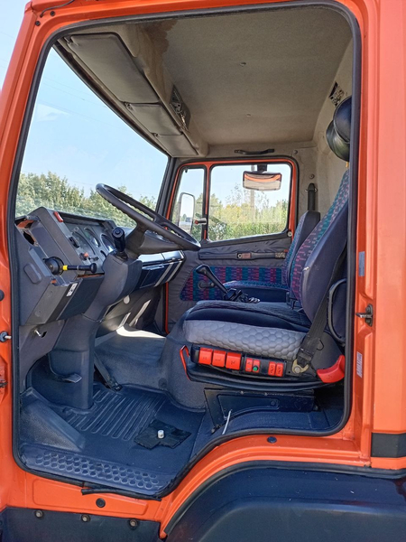 Грузавой мерс 814