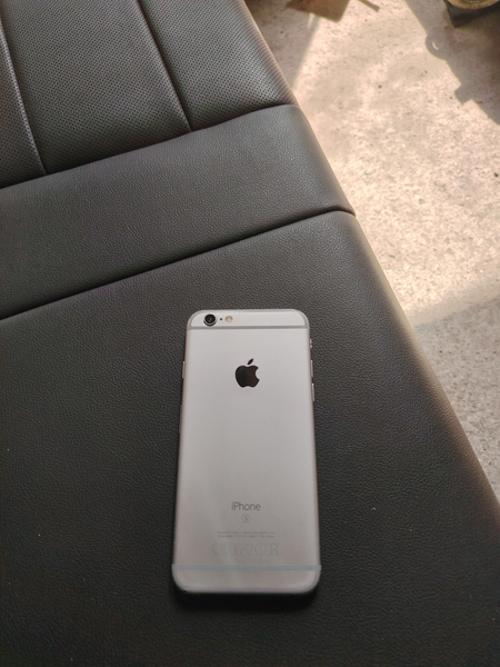 Iphone 6s 16gb sotiladi