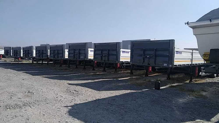 Продаётся полуприцеп контейнеровоз бортовой