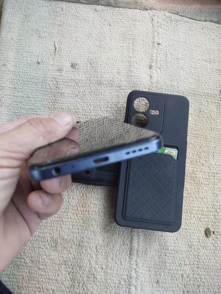 Vivo y22 4/64 xotira