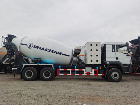 Продается 10м3 газовый миксер (автобетоносмеситель) SHACMAN