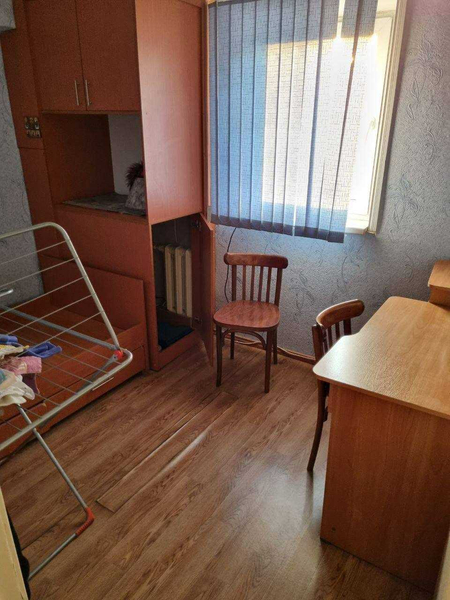 Квартира на Ц-1 5/5/9 среднее состояние с мебелью и техникой 115м2