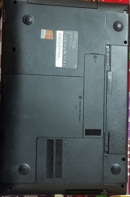 Samsung NP355 sotiladi.