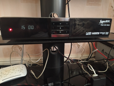 Линукс ресивер (тюнер) SuperBox PRO HD 9618