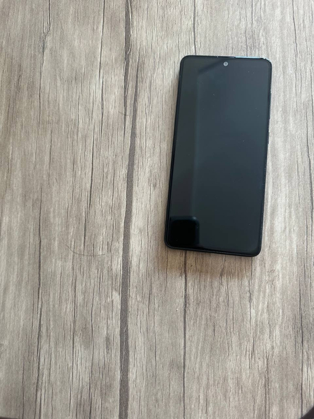 Samsung A51 как новый, 4/64  всё детали родные цена договорная