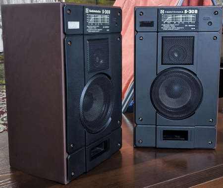 Продается акустические колонки s30