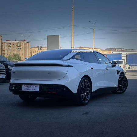 zeekr 007 ecer 723km