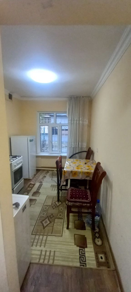 Арендага 2 хонали уй берилади Ганга Бзада Жуда Куп Вариант
