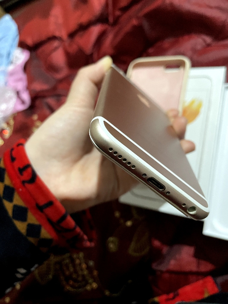 Айфон 6s коробка документ.