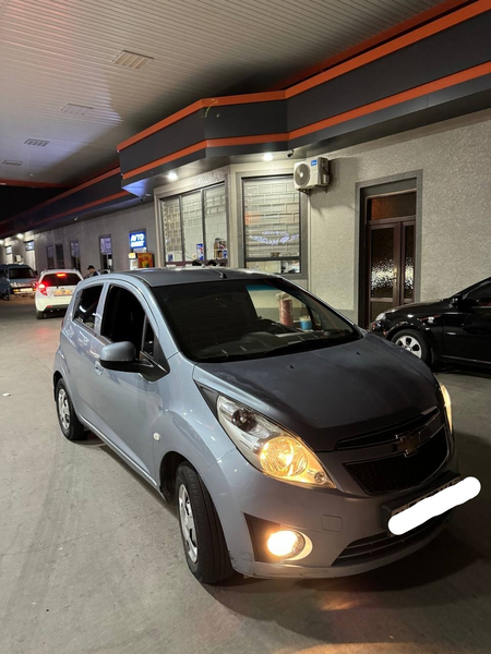 Срочно продам SPARK AFTAMAT
