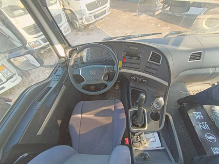 Шакман Бензовоз 20куб 3 отсек сотувда бор арзон нархда MAN ISUZU