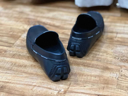 Emporio Armani кожаные мокасины