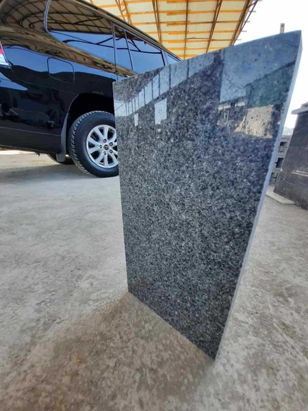 Sifatli kulrang granit
