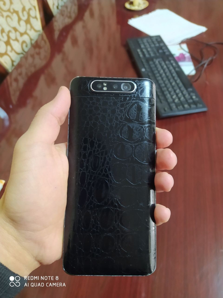 Samsung a80 sotilad